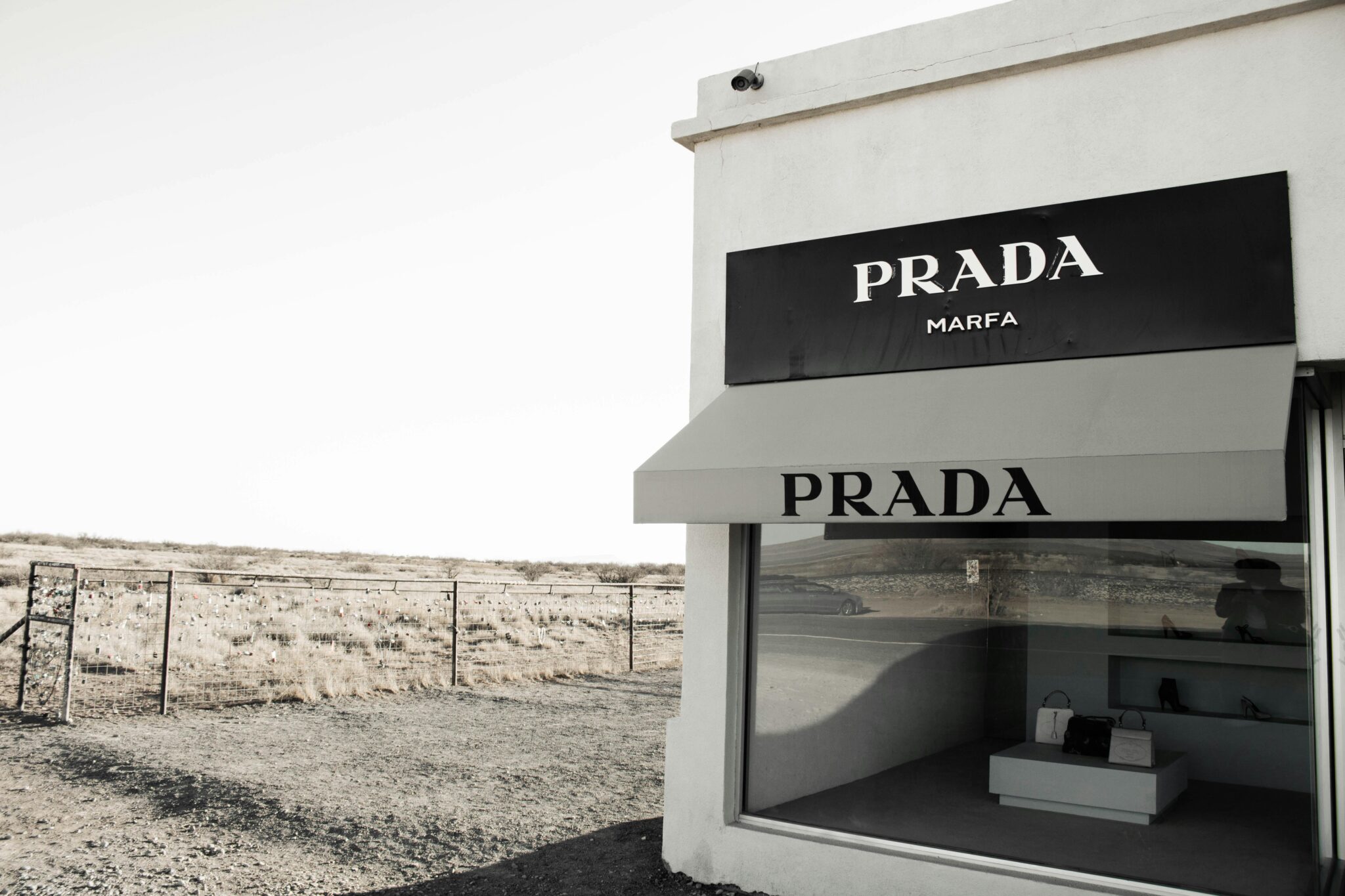 Make Your Business Stand Out with the Right Signage